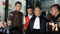 Vadel Badjideh Harap Dapat Akhir yang Baik Atas Kasus Asusila