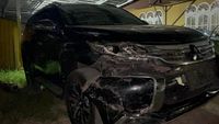 Innova Diduga Tabrak Lari Dikejar Warga, Hantam 3 Mobil di Showroom Jambi