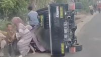 Viral Pikap Bawa Rombongan Emak-emak Terbalik di Gowa, Sopir Ugal-ugalan