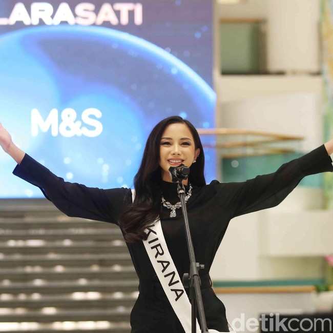 7 Foto Seksi Wulan Guritno Jadi Model Lingerie, Pamer Tubuh Langsing Bak ABG