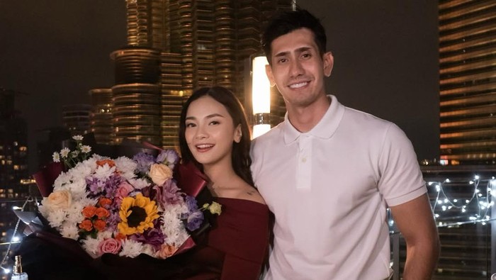 Ada Apa dengan Violenzia Jeanette dan Fotografer Malaysia Anas Khalid?