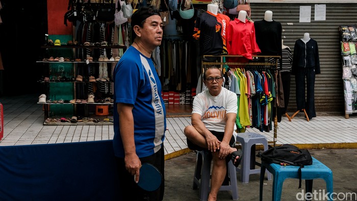 Adu Smash di Arena Tenis Meja Pasar Grogol