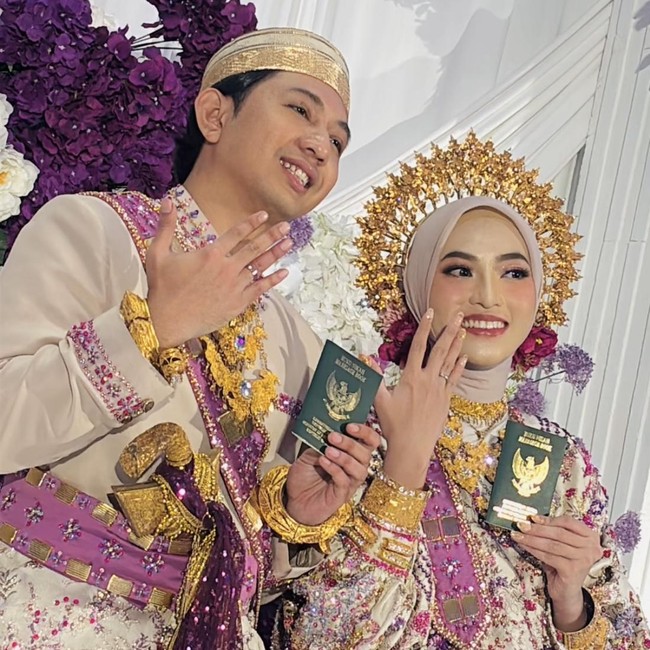 Potret Hana Saraswati Menikah dengan Justin Harijawan, Serba Putih Saat Akad