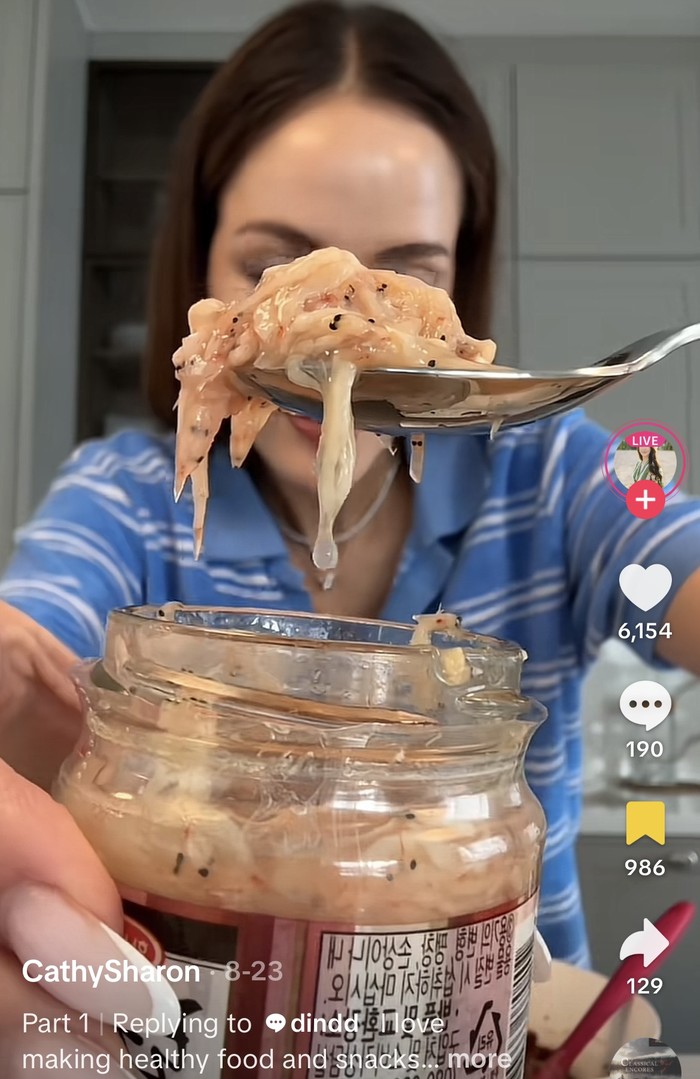 Cathy Sharon Hobi Makan Sehat, Cicip Okra Water hingga Sea Moss
