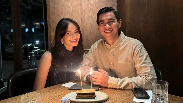 Enzy Storia Terima Risiko Punya Suami Diplomat