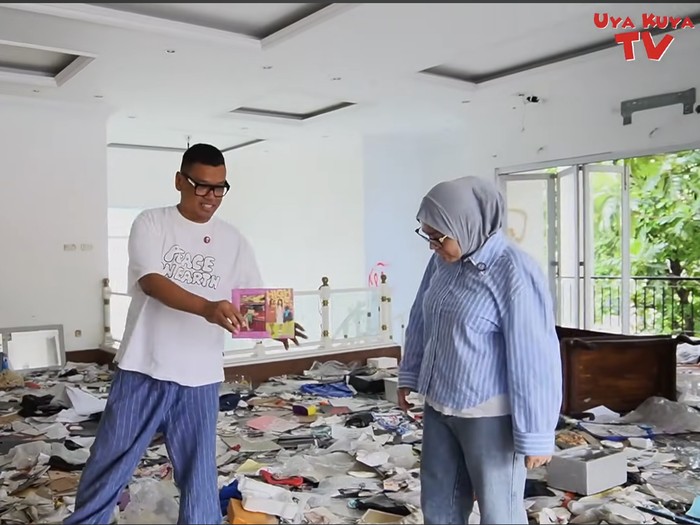 Uya Kuya Emosional Pertama Kali Masuk ke Rumah Usai Dijarah