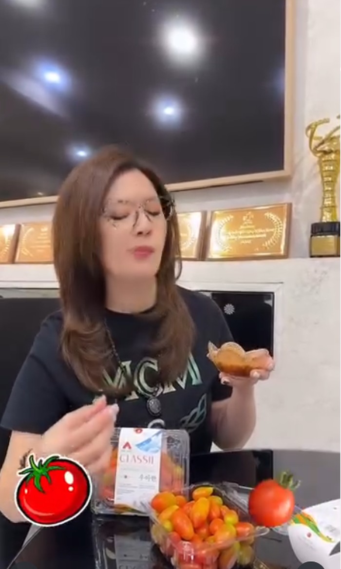 Asty Ananta Kini Jadi Pengusaha Tomat Cherry Sukses, Begini Potretnya!