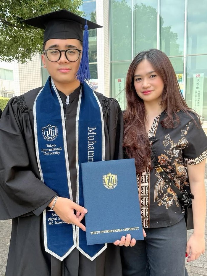 Sosok Rafly Putra Mulan Jameela: Lulusan Tokyo International University