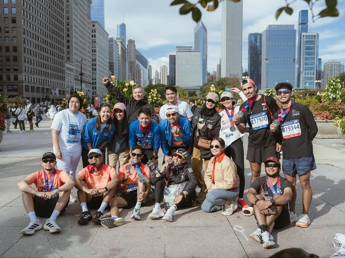 Ariel NOAH hingga Raffi Ahmad Ikut Chicago Marathon, Suporter Gak Kalah ...