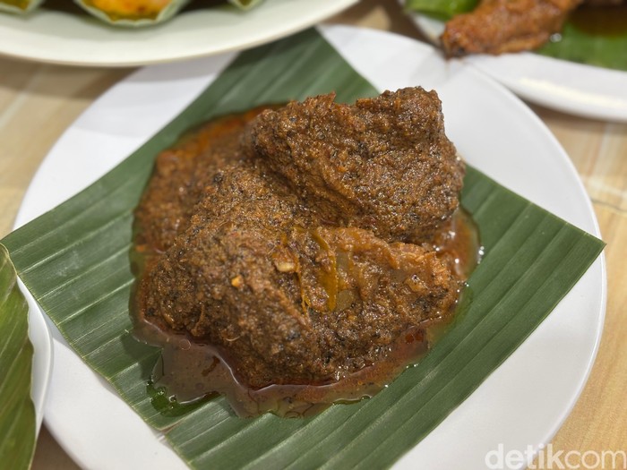 Lontong Medan Alay di Pasar Puri Pertahankan Cita Rasa Legendaris Sejak ...