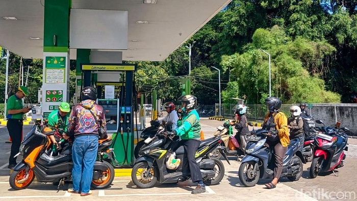 Beli Base Fuel Pertamina, BP-AKR Jualan Lagi BBM RON 92