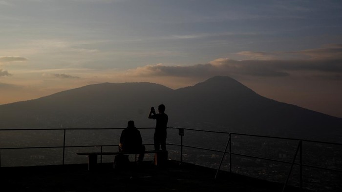 Berburu Senja di Jantung Perbukitan Soyapango El Salvador