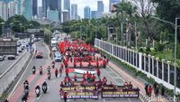 Hari Ini Buruh Demo Tolak Kenaikan Upah Hanya Rp 90.000