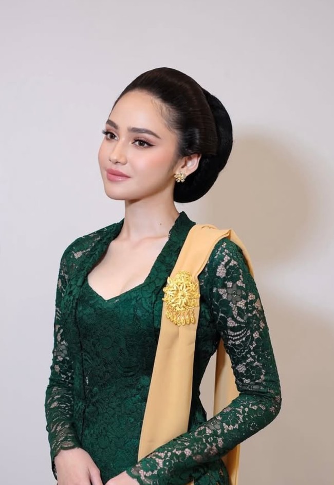 Potret Syifa Hadju Jadi Bridesmaid, Anggun Memesona Pakai Kebaya dan ...