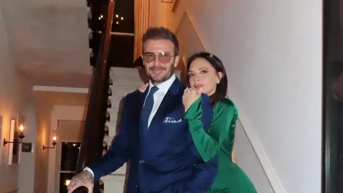 Victoria Beckham Reuni Spice Girls, Pasang Senyum di Tengah Konflik ...