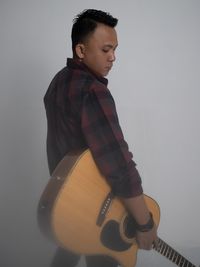 Gino Ivander Comeback dengan Takkan Terhenti