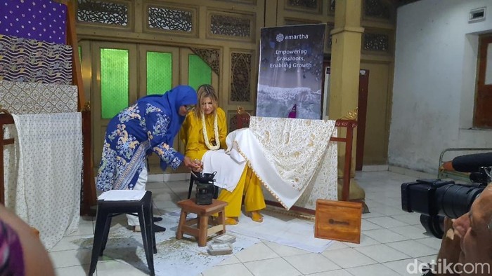 Ratu Maxima Kunjungi Sragen-Solo: Ngobrol dengan Buruh hingga Belajar ...