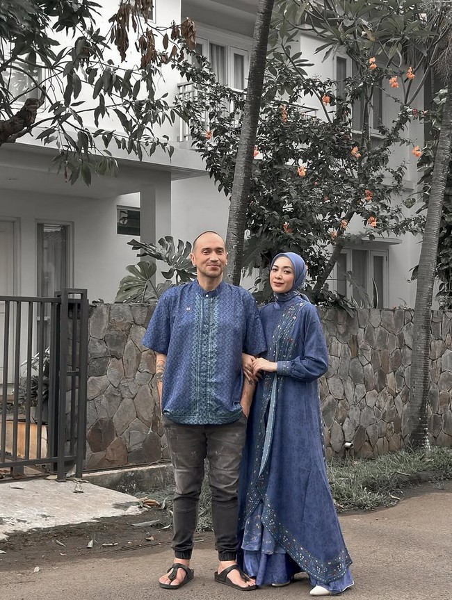 8 Momen Gary Iskak & Richa Novisha, Potret Cinta 14 Tahun hingga ...