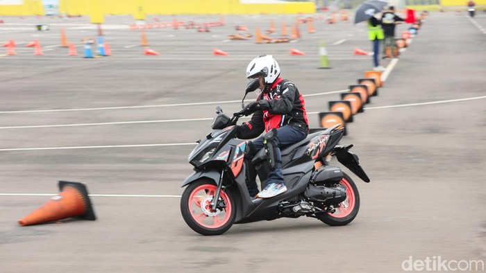 All New Honda Vario 125 Meluncur, Kini Punya Varian Street yang Lebih ...