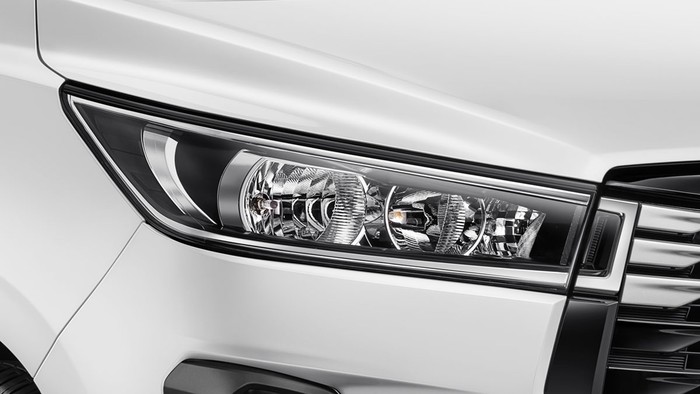 Toyota Kijang Innova Reborn Terbaru Meluncur, Ini Bedanya
