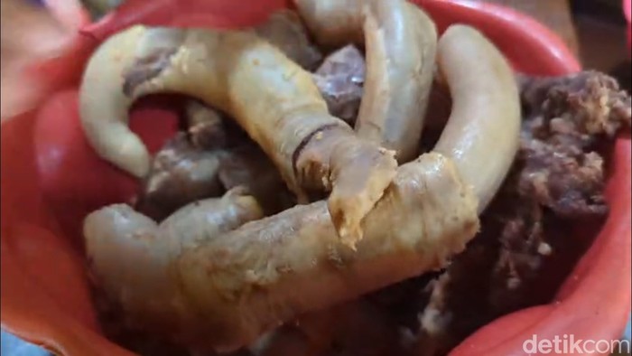 Kuliner Unik dari Pekalongan, Ini Soto Kontol Berisi Kelamin Sapi Jantan!