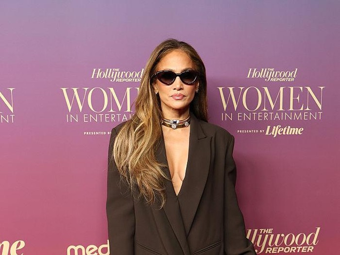 Kerja Non-stop 98 Hari, Jennifer Lopez Hampir Ambruk