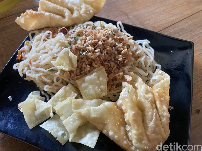 Mie Gacoan Masih Ramai Diserbu! Ini yang Bikin Ketagihan