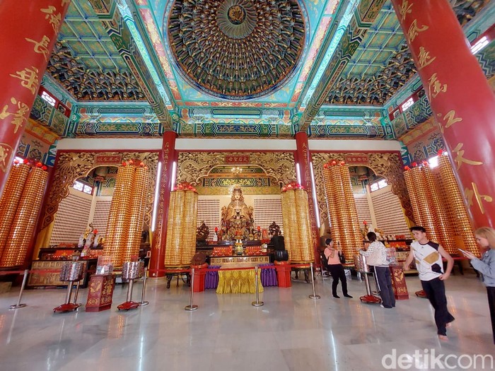 Kuil Buddha Terbesar di Malaysia