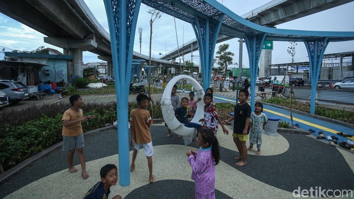 Meski Belum Rampung, RTH Ramah Anak di Cakung Mulai Digunakan Masyarakat