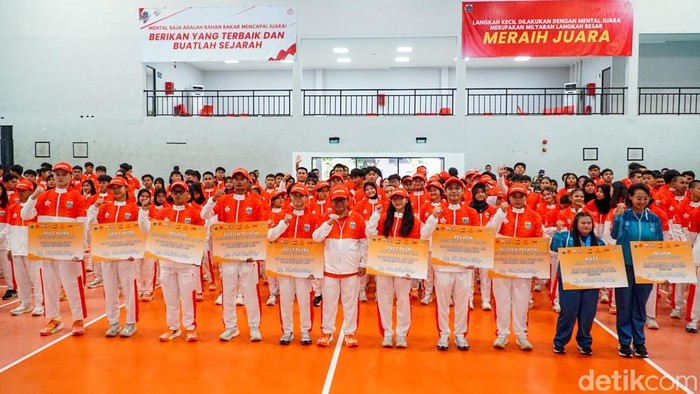 Atlet Berprestasi DKI Terima Penghargaan Usai Panen Medali 2025