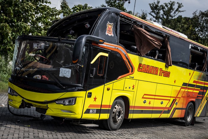 Imbas Kecelakaan Maut di Tol Krapyak, Izin PO Cahaya Trans Dibekukan