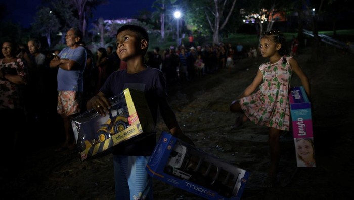 Perahu Santa Terangi Amazon, Natal Hadir hingga Pedalaman Brasil