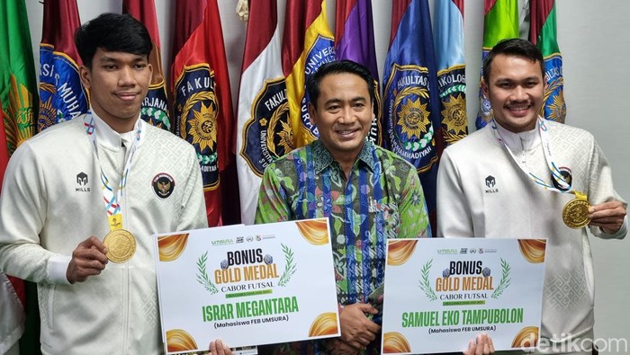 2 Mahasiswa UMSURA Sumbang Emas SEA Games, Kampus Ganjar Hadiah