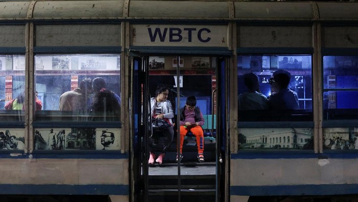 152 Tahun Jadi Ikon Kota, Trem Kolkata Segera Disetop