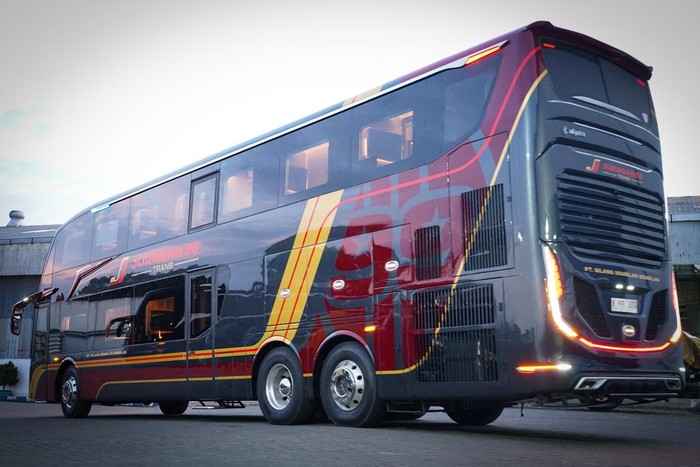 Intip Mewahnya Bus Double Decker Terbaru PO Juragan 99 Trans