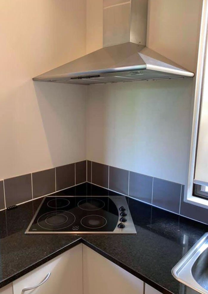 9 Desain Interior Super Aneh, Ada Toilet Bikin Pengguna Berasa Lagi ...