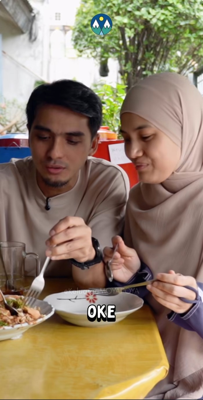 12 Tahun Menikah, Ricky Harun dan Herfiza Kompak Kulineran Serasa Food ...