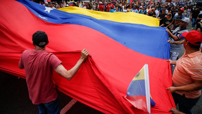 Caracas Bergejolak, Pendukung Maduro Suarakan Perlawanan terhadap AS