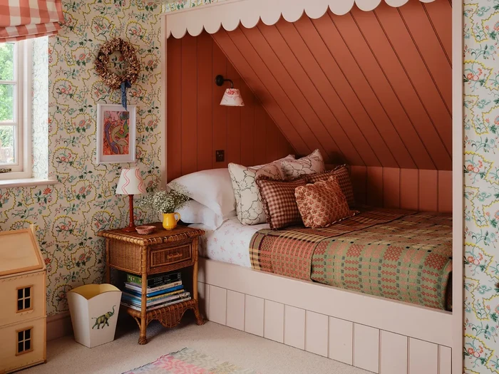 Inspirasi Tata Letak Kasur yang Efektif di Kamar Kecil, Bikin Tampak Luas