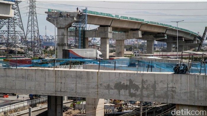 Pembangunan Tol Pelabuhan Priok Ditargetkan Selesai 2026