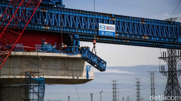 Pembangunan Tol Pelabuhan Priok Ditargetkan Selesai 2026