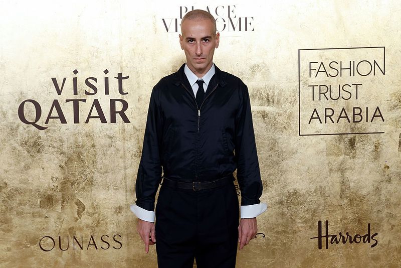 Mantan Desainer Marni Pindah ke GU Uniqlo, Siap Rancang Fashion Ramah ...