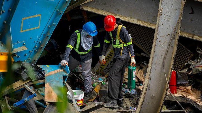 Longsor TPA di Filipina Tewaskan Tiga Orang, Puluhan Pekerja Terjebak