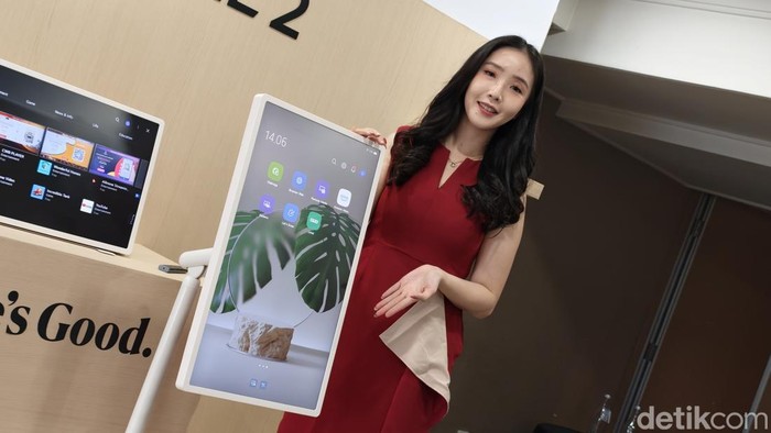 TV Rp 20 Juta Ini Unik Bisa Dicopot & Dijinjing, Namanya LG StanbyME 2