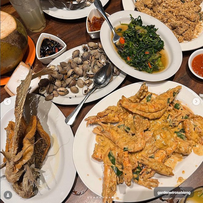Siap-siap Antre! 5 Tempat Seafood di Kelapa Gading Ini Selalu Diserbu