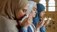 Bacaan Sholawat yang Benar Lengkap Teks Lain yang Bisa Diamalkan