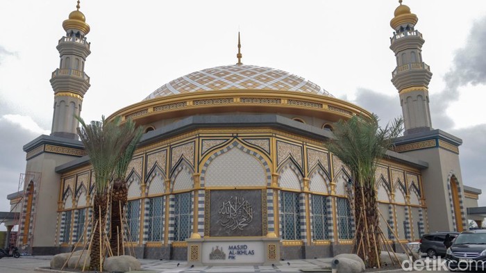 Masjid Al-Ikhlas Resmi Dibuka, Ikon Ibadah Baru di PIK 2