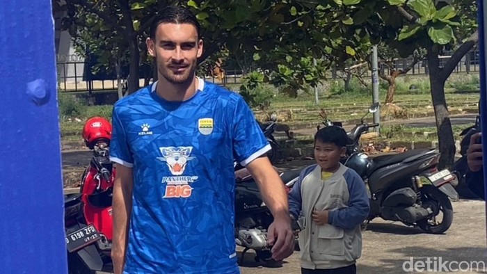 Jelang Persib Vs PSBS Biak, Andrew Jung Sudah Kembali Berlatih