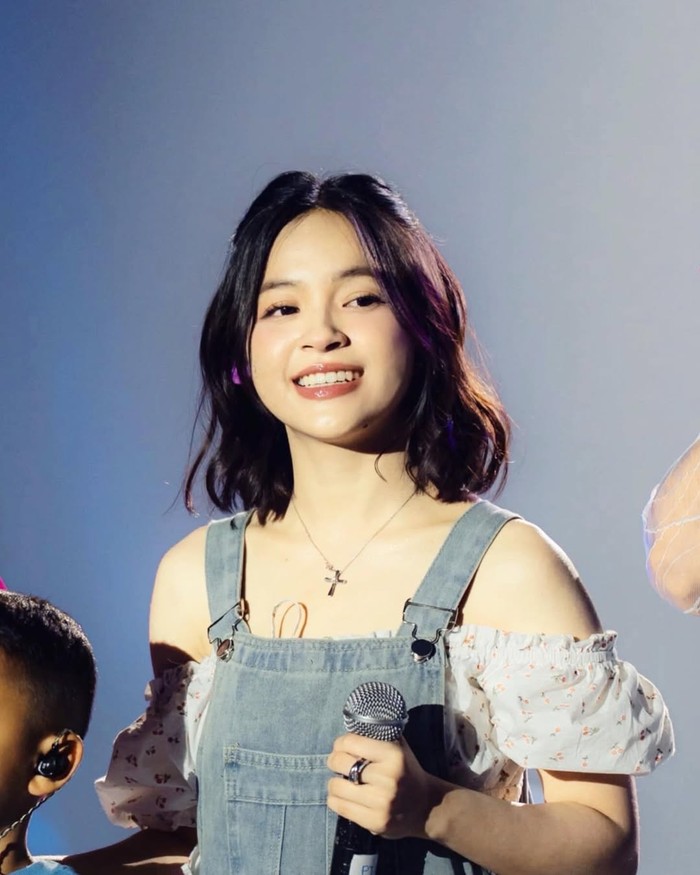 Gaya Elsa Japasal di Panggung, Santai tapi Penuh Aura