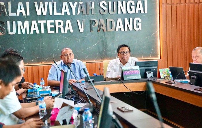 Percepat Pemulihan Pascabencana, Andre Rosiade Sambangi BWSS V Padang
